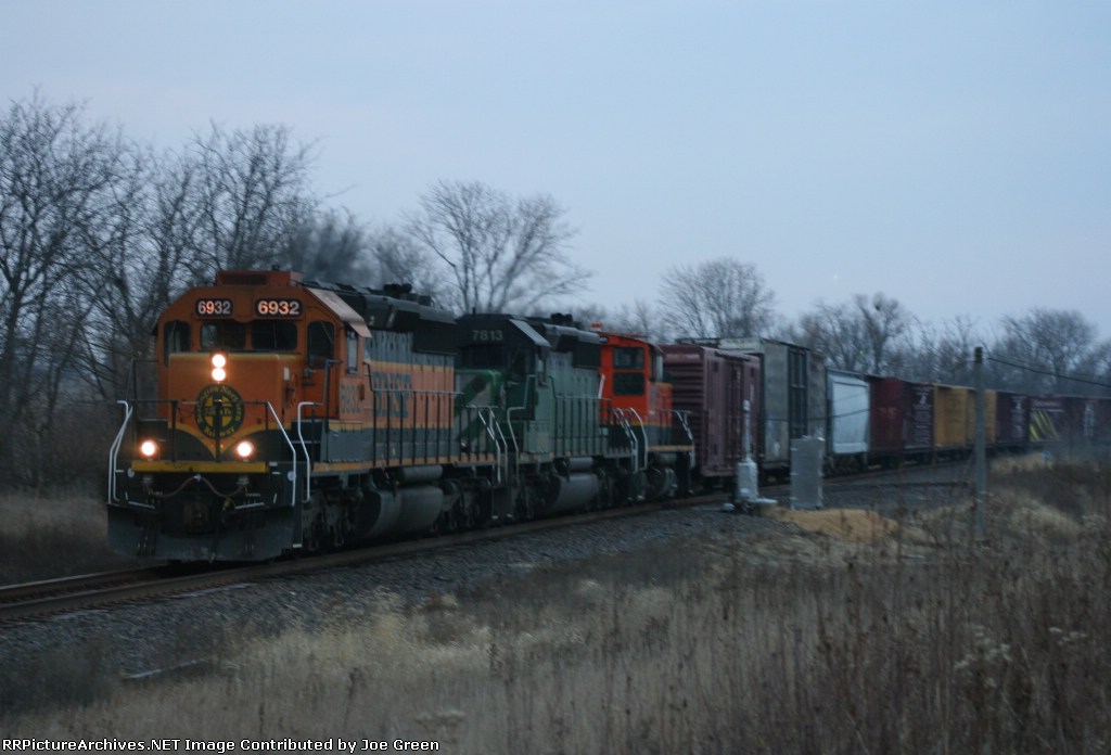 BNSF 6932